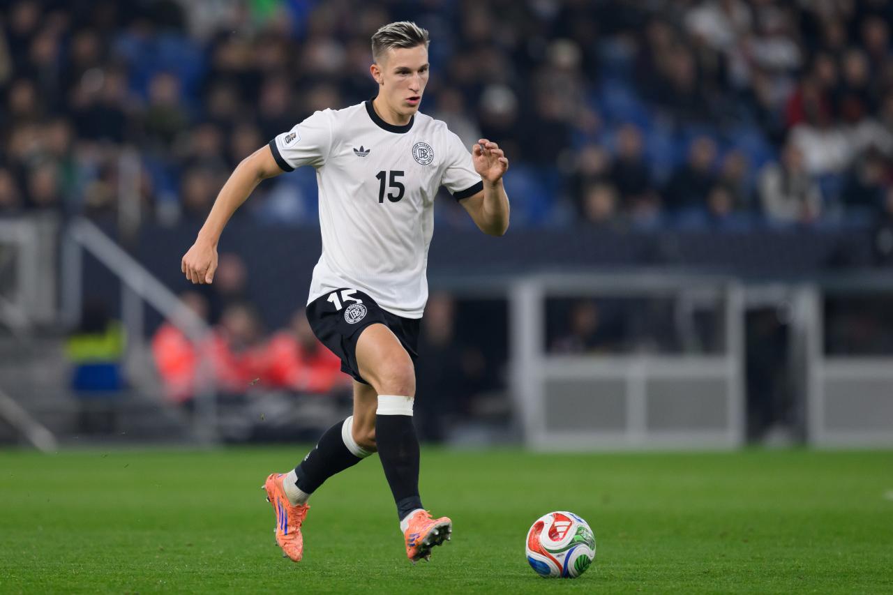 Bayern enquire for Schlotterbeck amid Liverpool links going cold - Sky Germany
