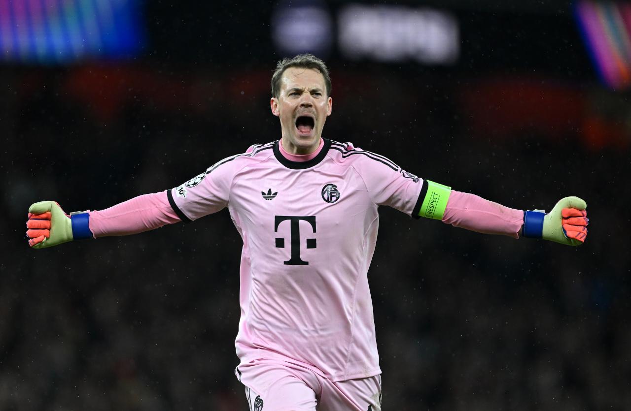 Lothar Matthäus "convinced" Manuel Neuer will extend his Bayern contract