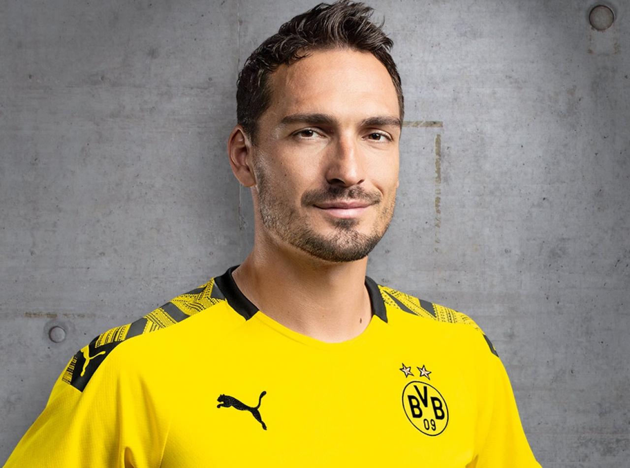 Hummels linked with AC Milan and Juventus