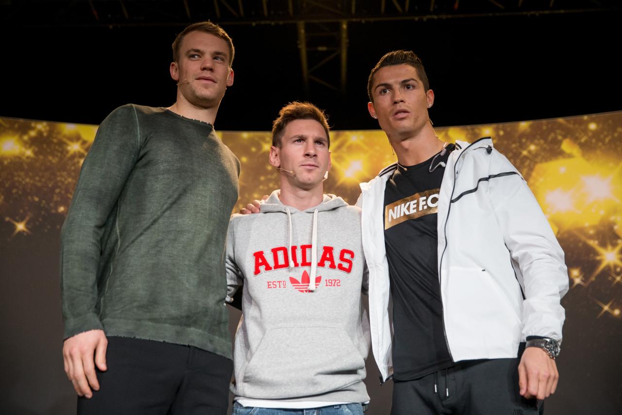 Manuel Neuer compared to Messi and Ronaldo