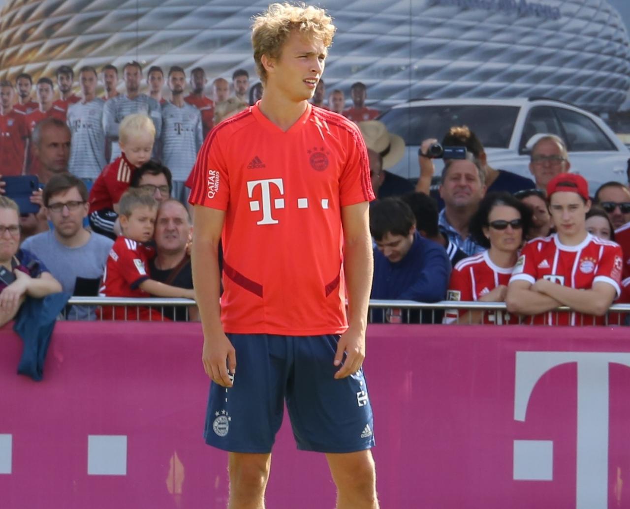 Report: Bayern terminate Fiete Arp's contract