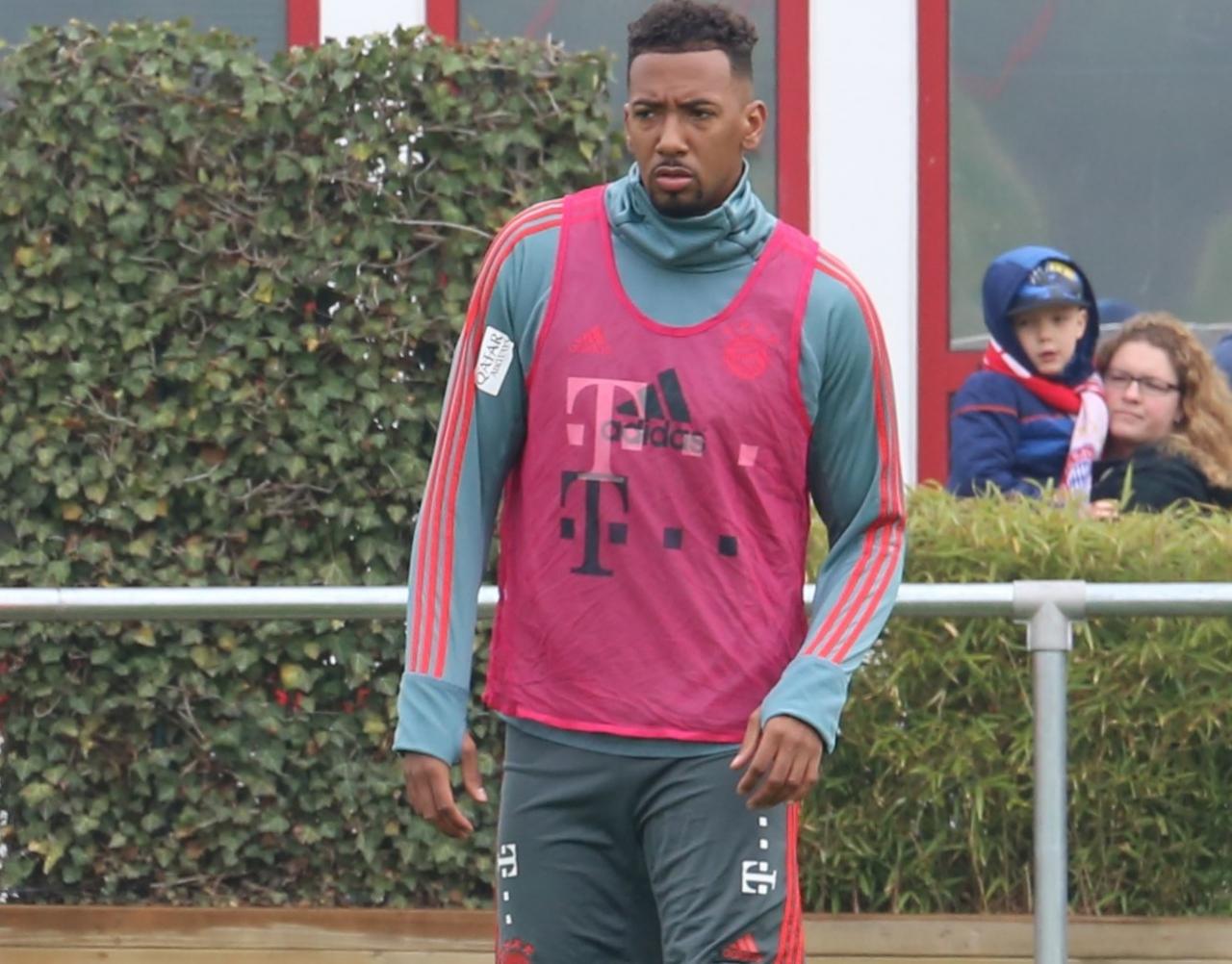Hansi Flick confirms Jerome Boateng was forced off with an injury ...
