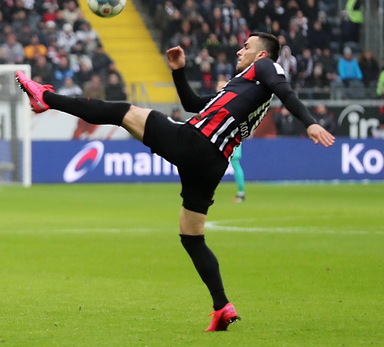 Trapp and Kostic test positive for COVID-19