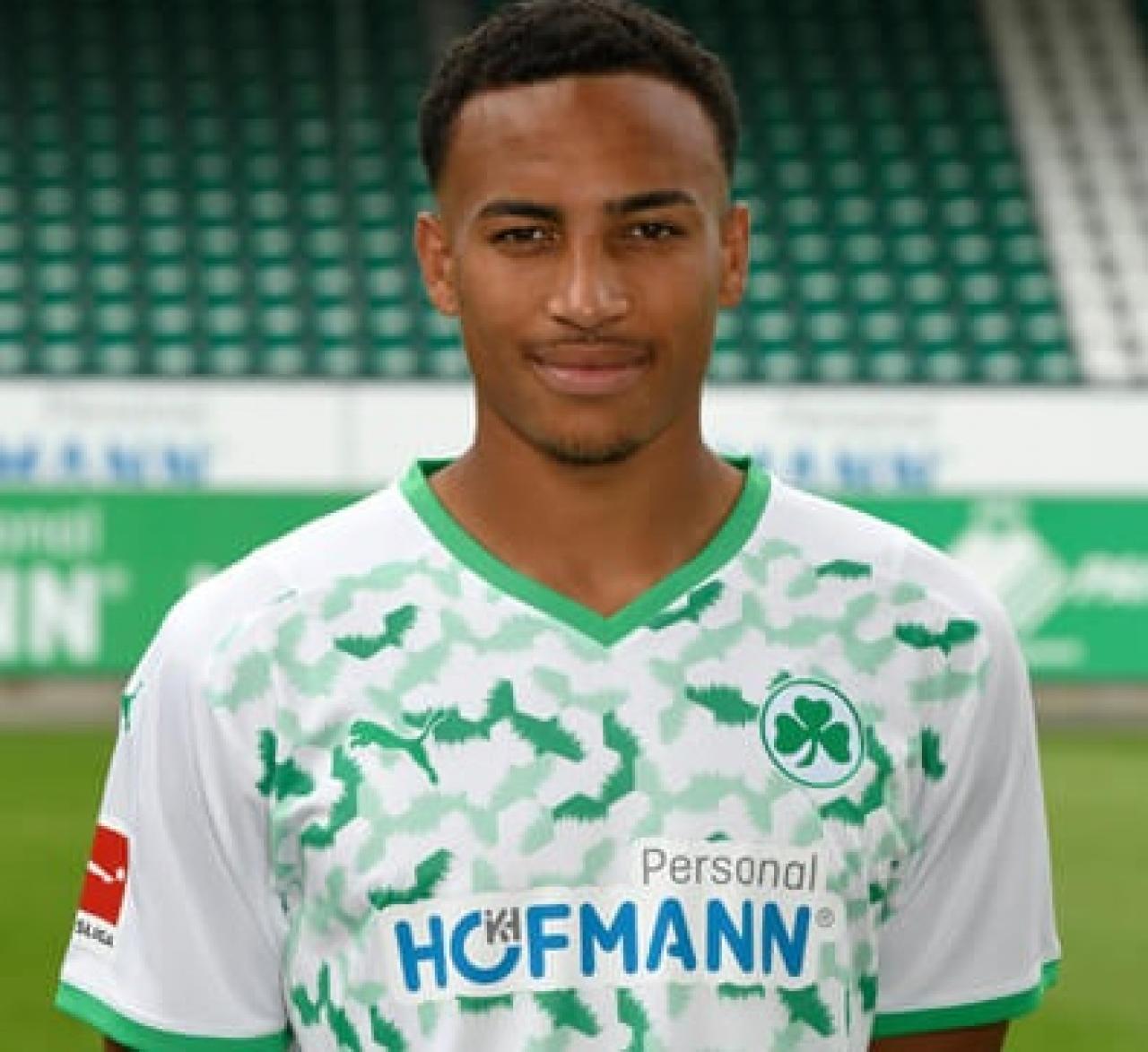 Leweling to stay in the Bundesliga despite Fürth's relegation?