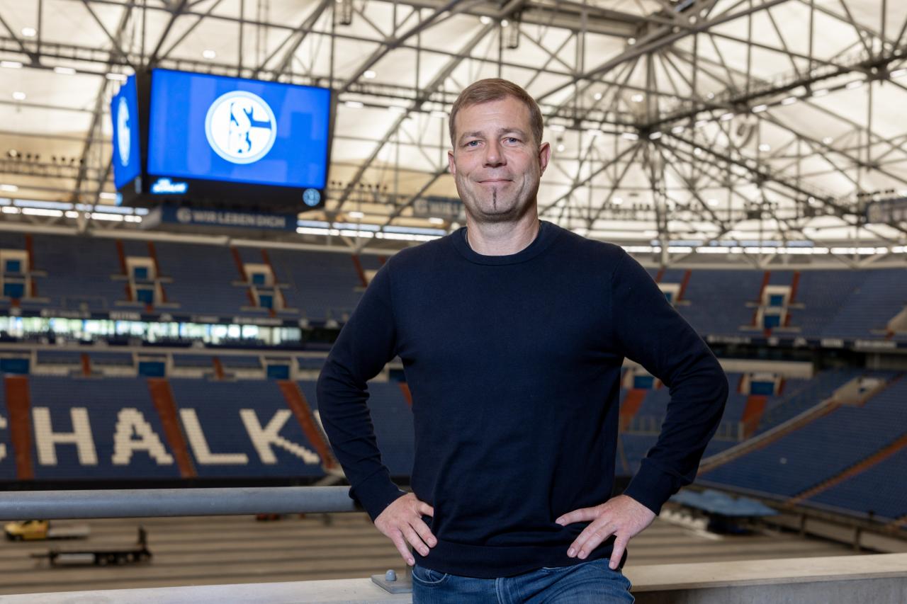 Kicker Report: Kramer retains Schalke job through Tuesday, Reis waits ...