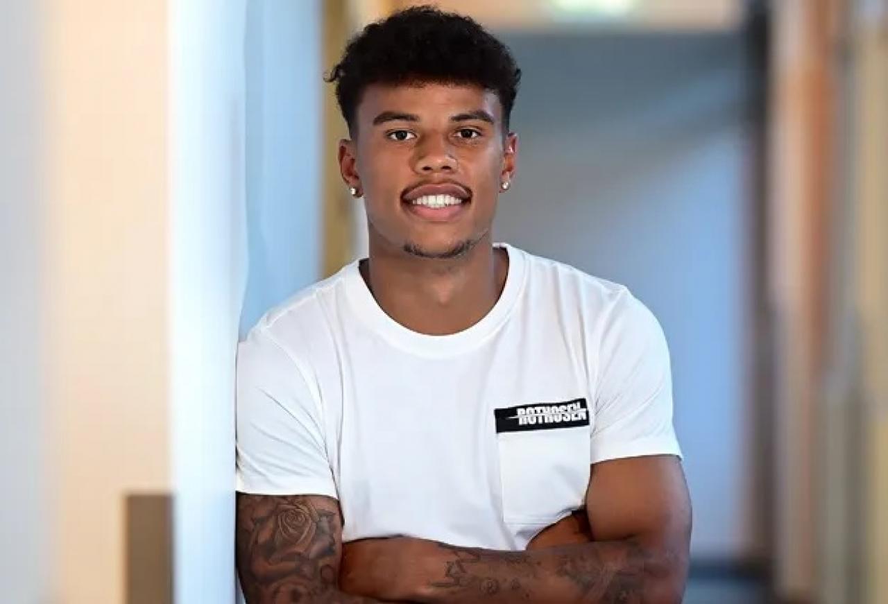 Official: HSV sign Königsdorffer