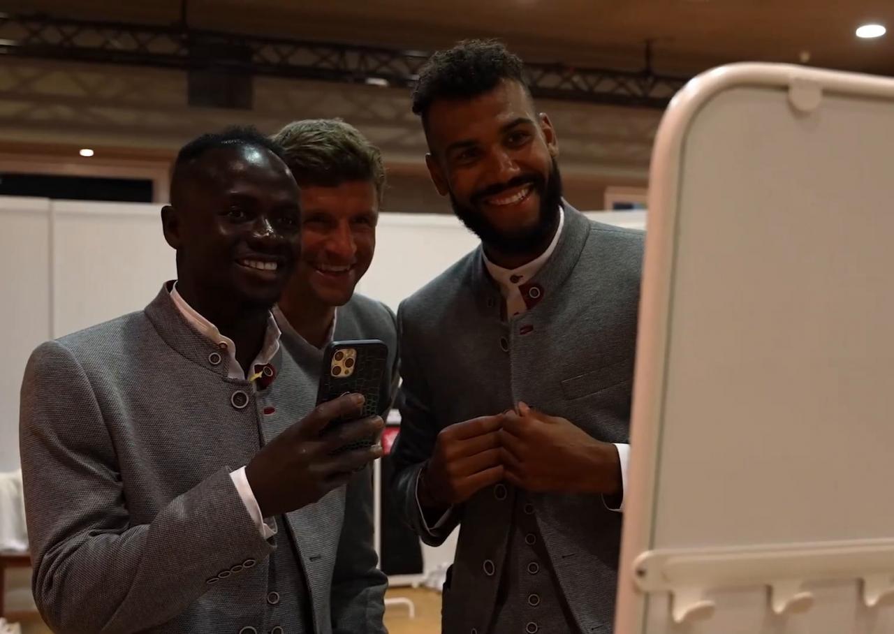 Fabrizio Romano: Mané open to staying with Bayern after talks