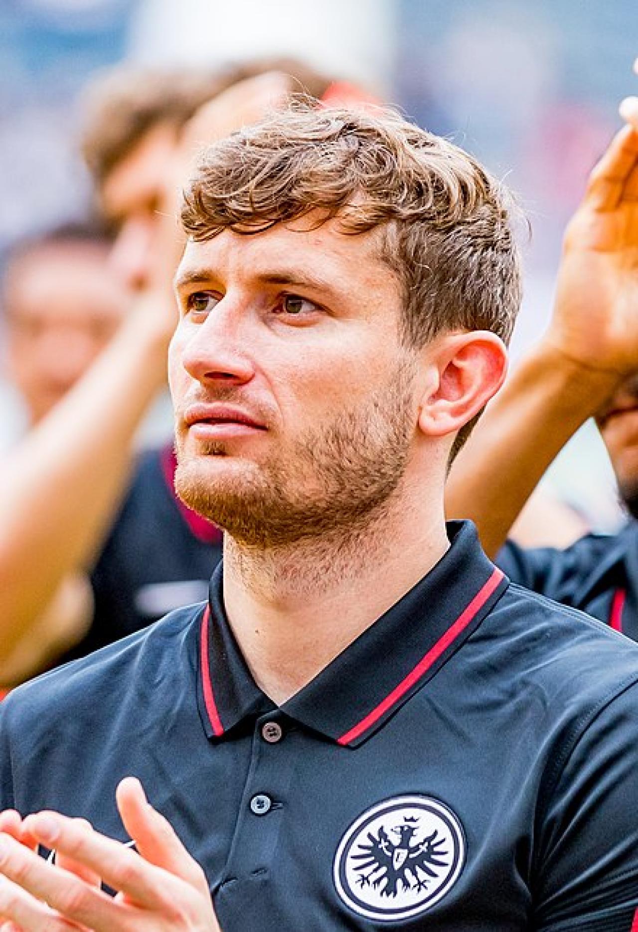 Frankfurt lose Lenz to injury yet again