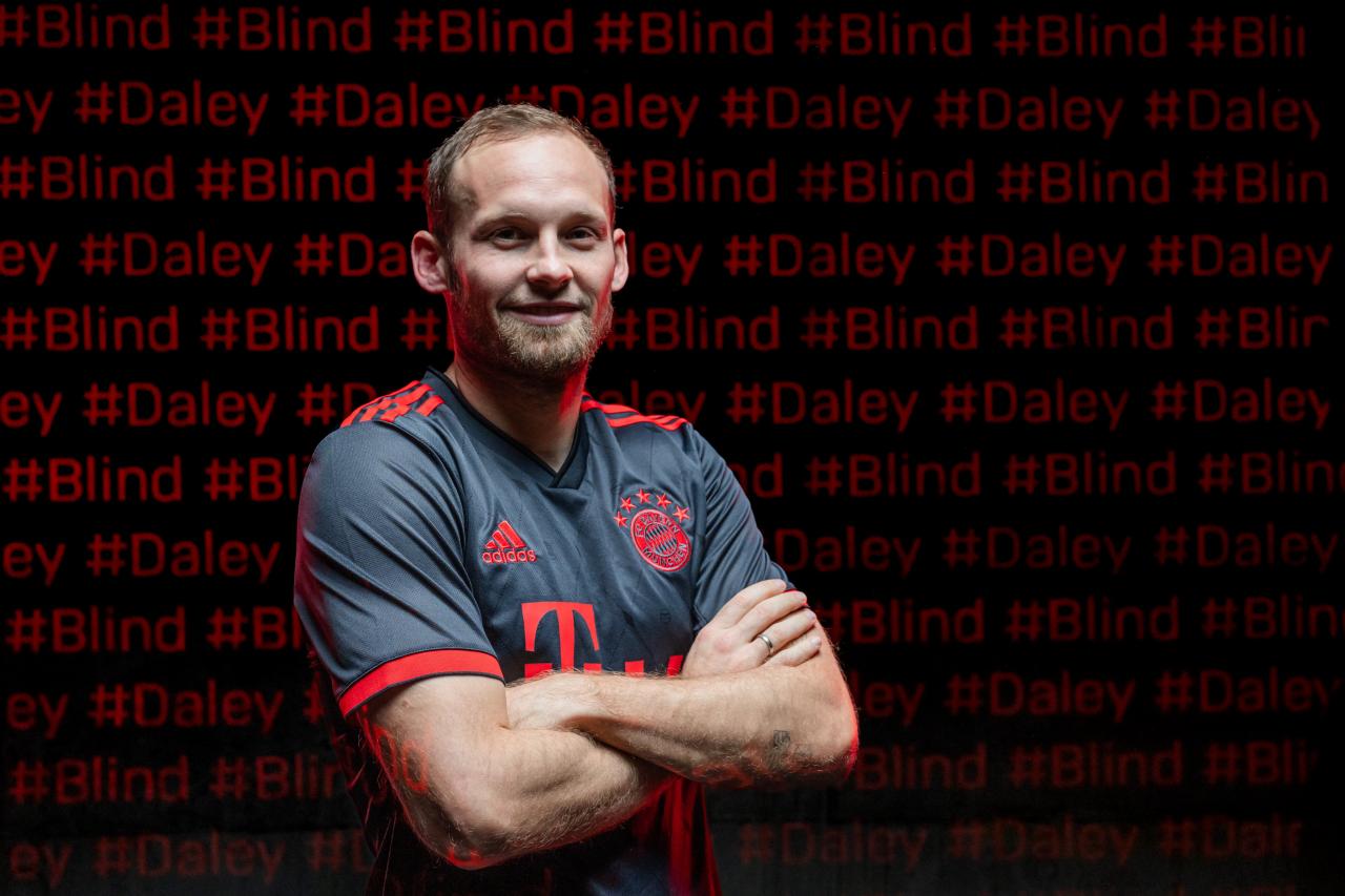 Official: Blind signs with Bayern