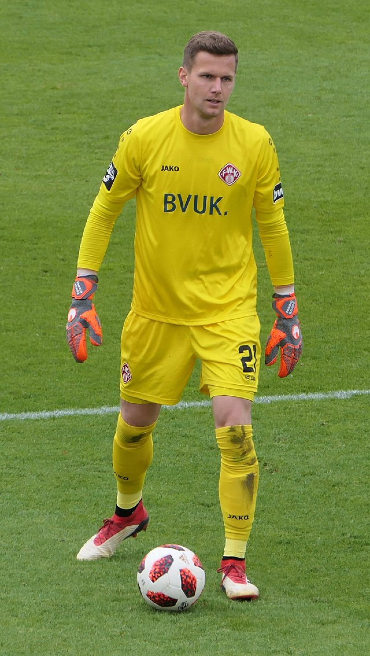 Kicker Report: Drewes now a leading figure in Stuttgart goalkeeper search