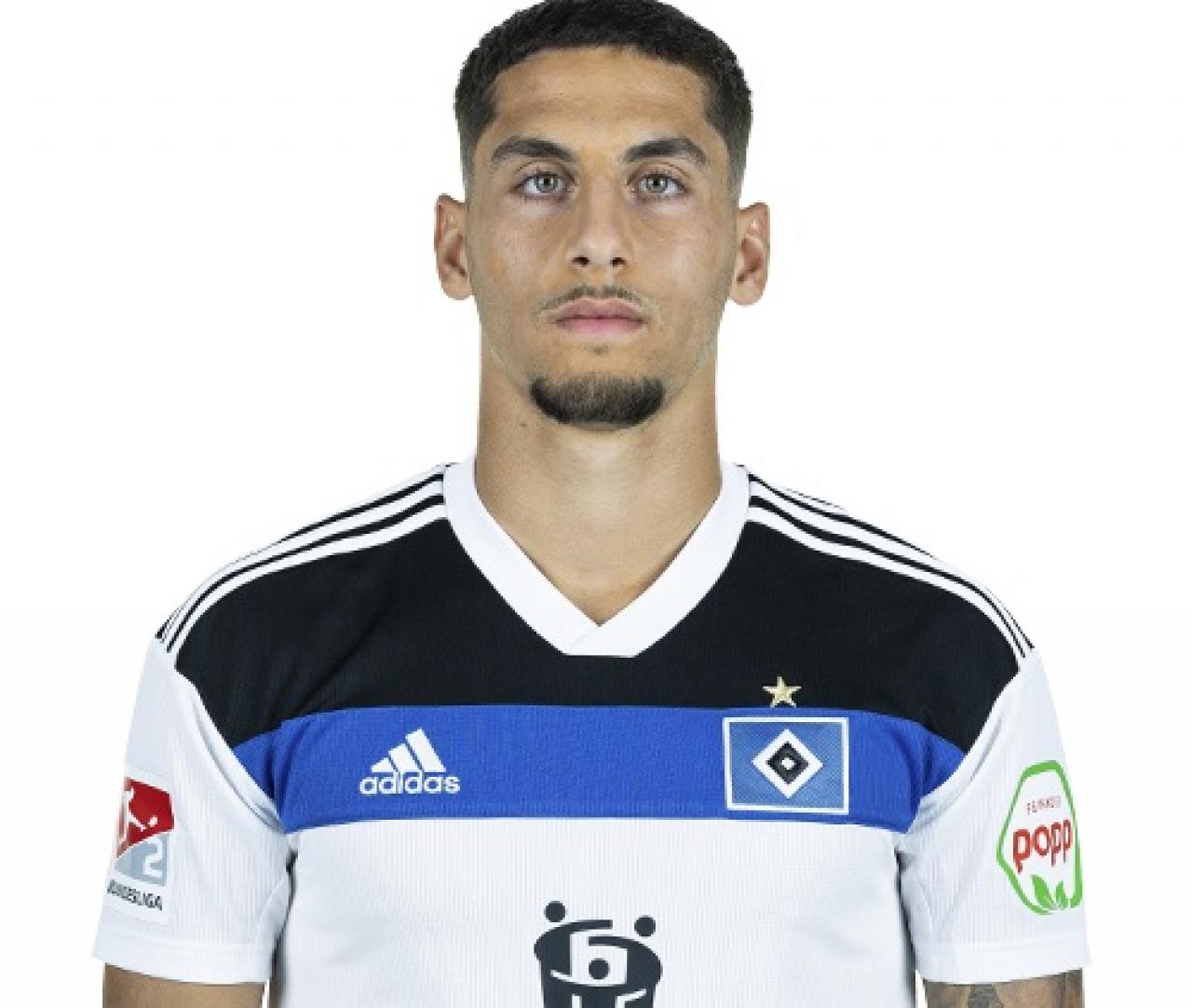 Reis commits to remaining in Hamburg