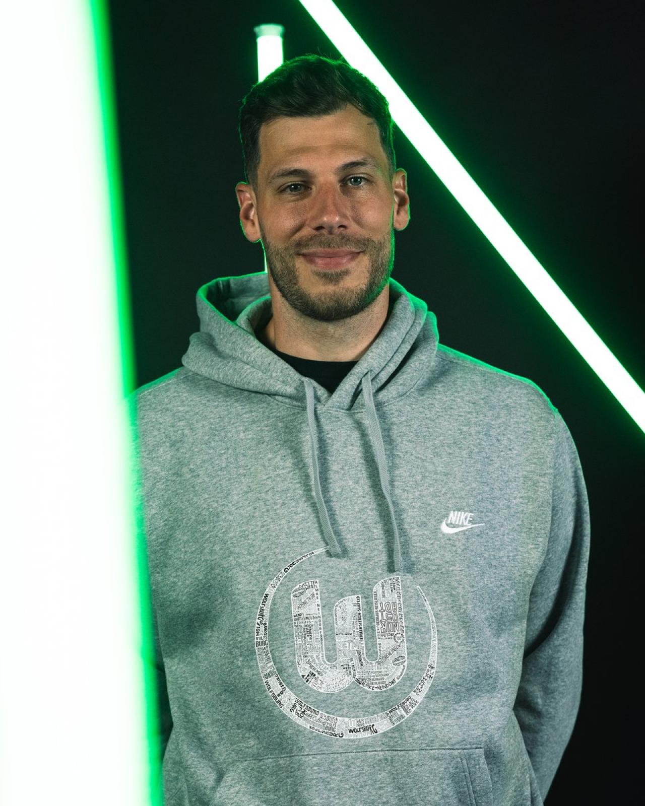 Wolfsburg sign Müller and loan out Schulze