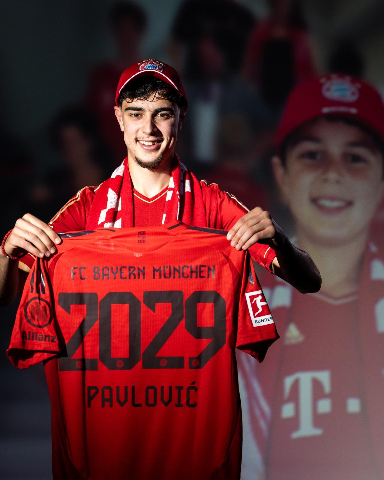 Pavlovic signs long-term deal with Bayern