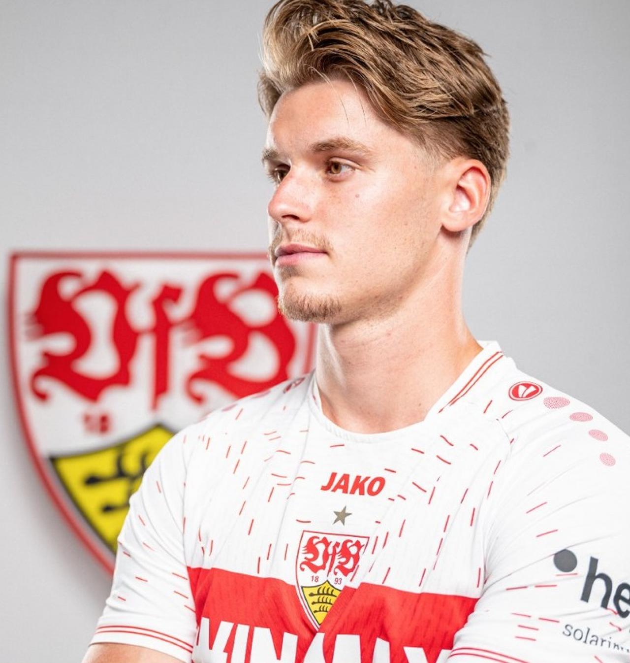 Official: Stuttgart sign centre-back from Feyenoord