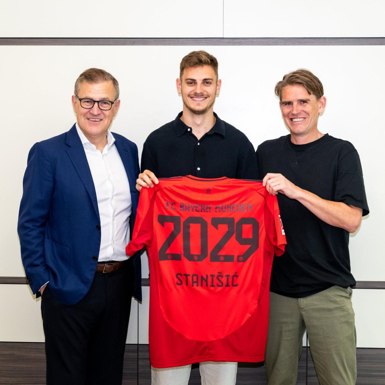 FCB confirm contract extension for Stanisic: "Born, raised, and staying ...