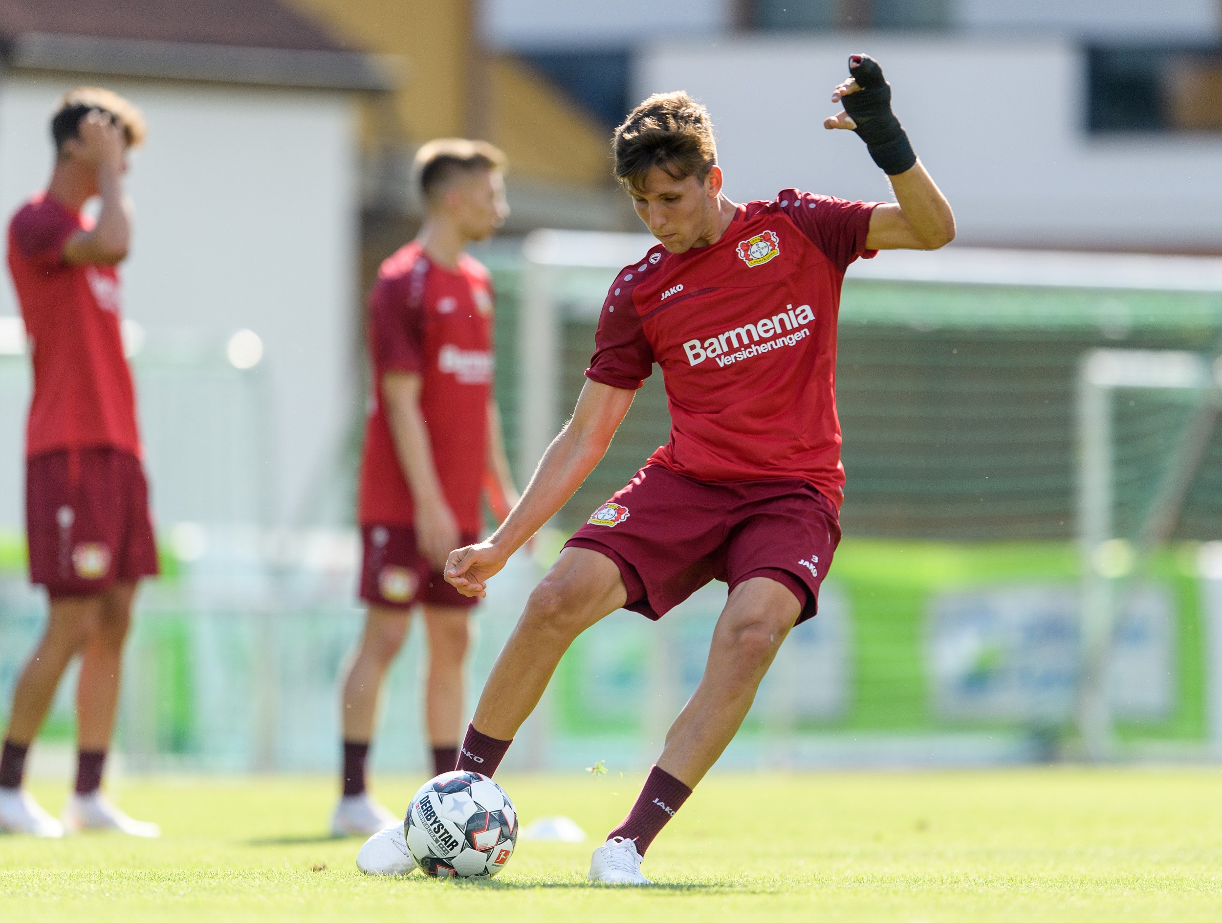 Official: Retsos and Jastrzembski depart Germany on free transfers