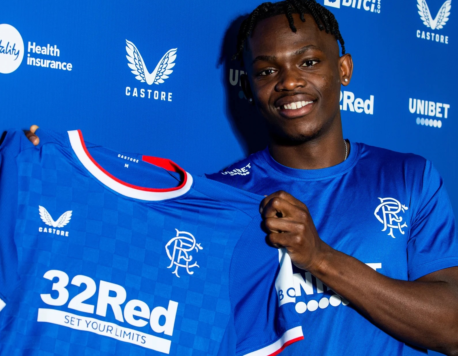 Official: Matondo leaves Schalke for Rangers