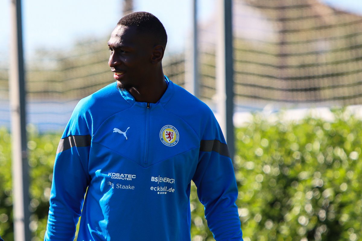 Confirmed: Bochum striker Bonga signs with Braunschweig